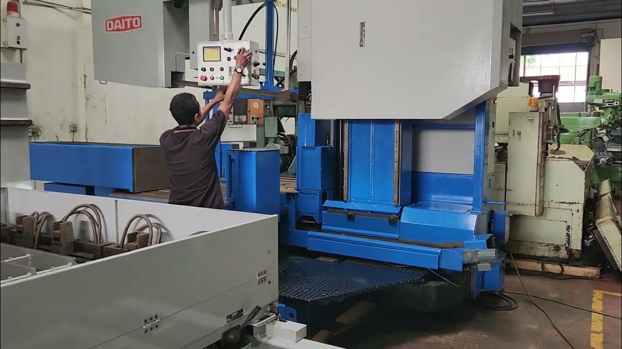 DAITO GT7010CNC Bandsaw - YouTube