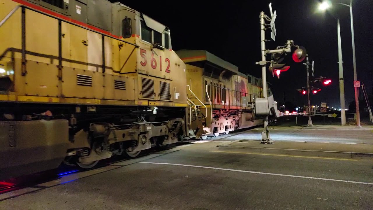 Union Pacific Rock Train. - YouTube