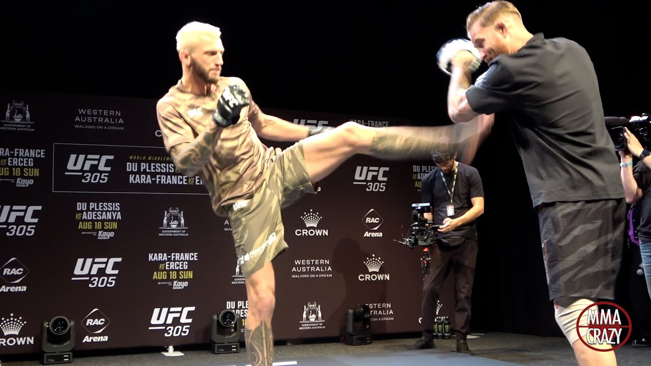 UFC 305: Dan Hooker Open Workout Highlights - YouTube