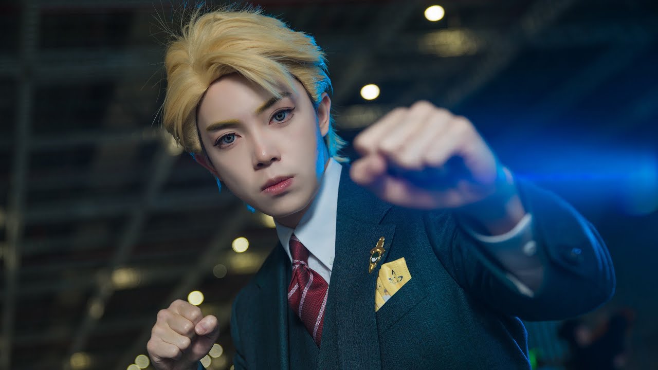 【cp29】28岁，第一次去漫展。我看到了真正的穿衣自由 | 平圆方中 - YouTube