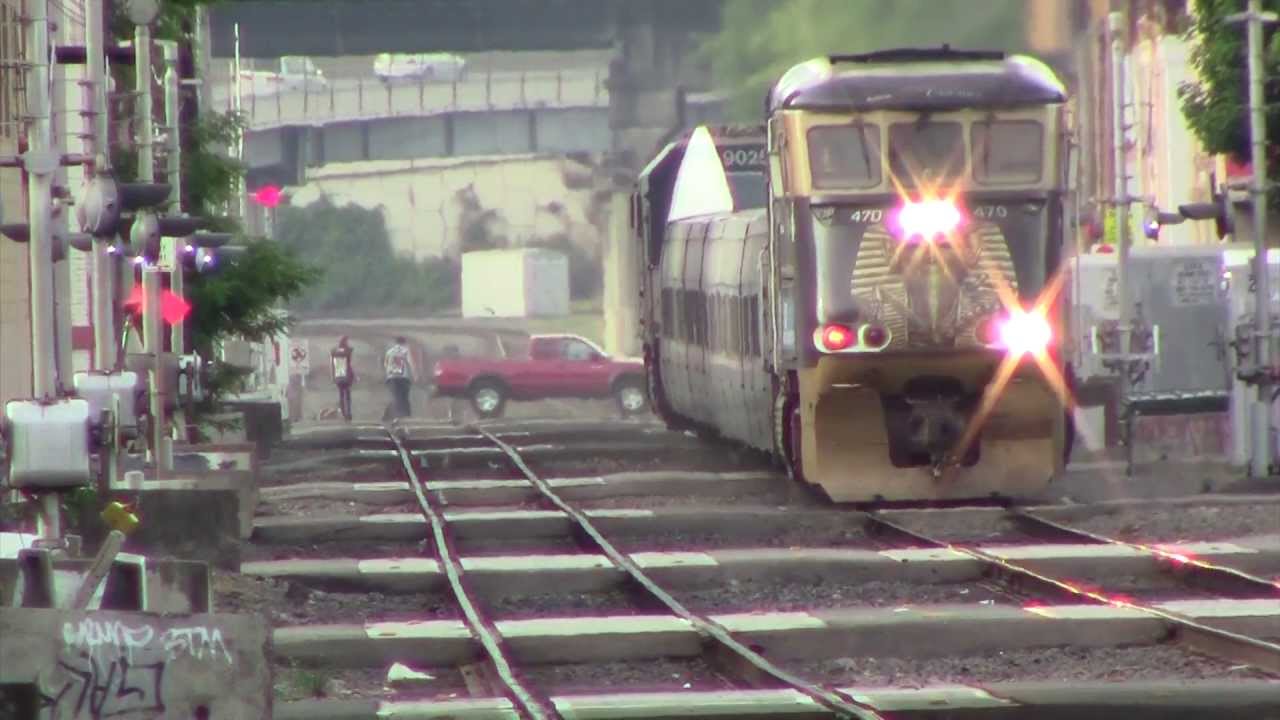 5-11-13 Amtrak "King Tut" 470 Leads Cascades Train 507 at Crossing ...