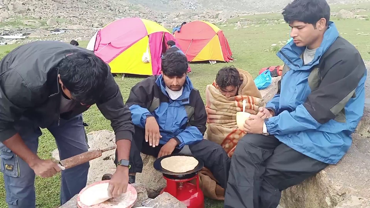 Summer Hike - Rover Scouts Unit, UAM - YouTube
