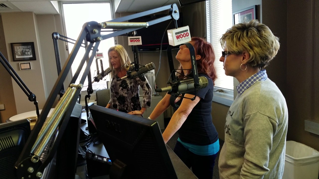 FreedomGirls Sisterhood on WOOD Radio with Justin Barclay - YouTube