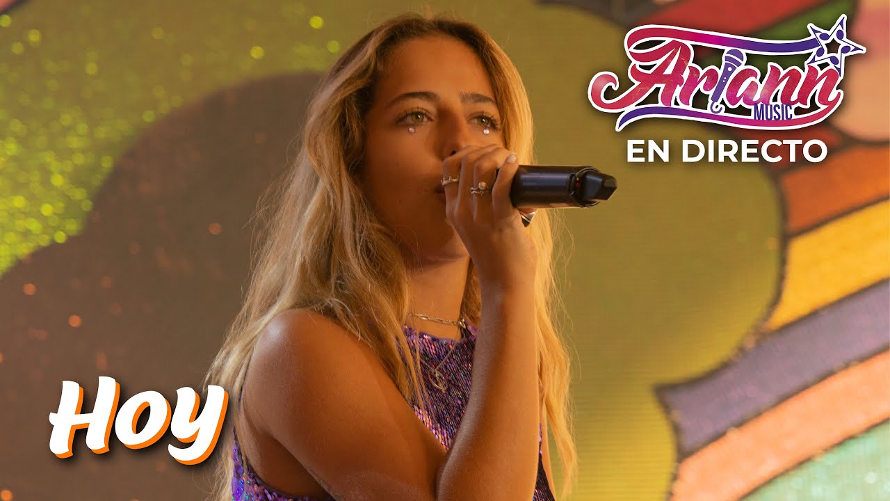 ARIANN MUSIC | Hoy No Me Puedo Levantar | Mecano Cover en CONCIERTO ...