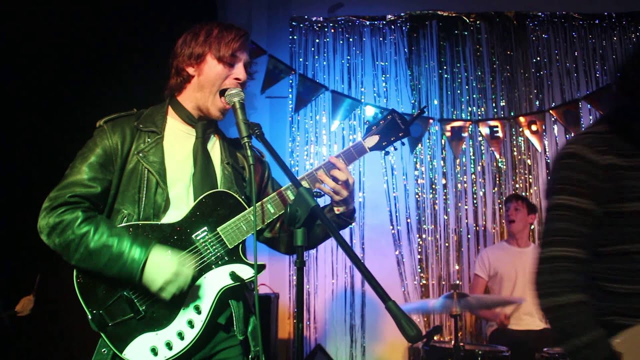 Cende - Bed (Live at Palisades) - YouTube