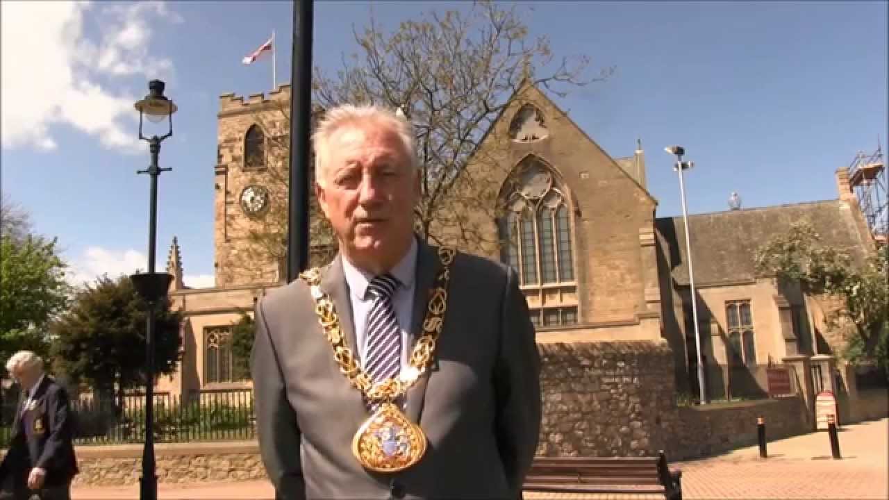 Stuart Porthouse attends his final function as Sunderland Mayor - YouTube