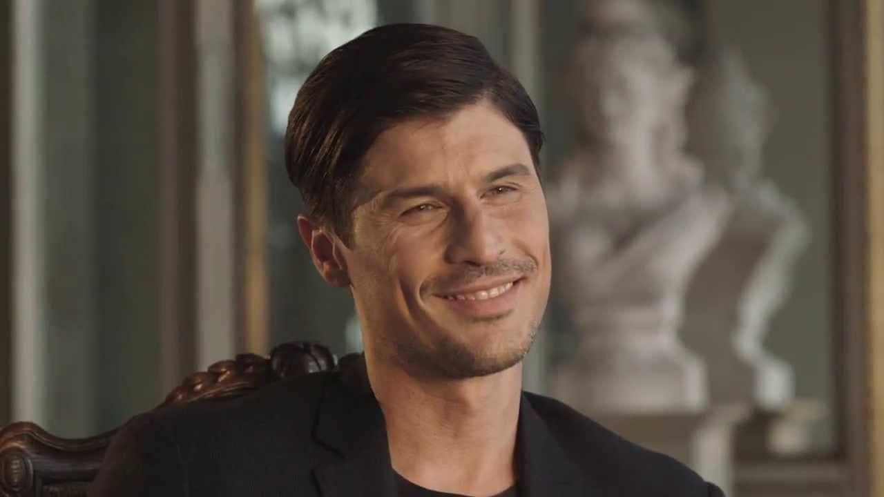 Matteo Setti - Home for the Holidays - YouTube