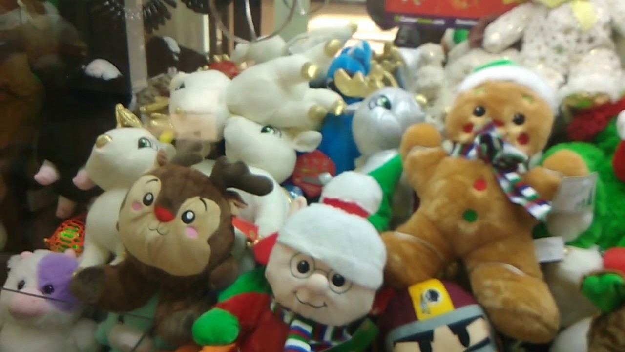 SANTA WOULD BE PROUD - Claw Machine Wins Skill Crane Winning - YouTube