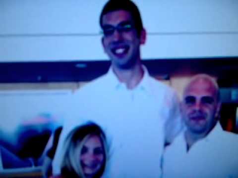 7 FEET, 4 INCHES TALL GUY - WOWZERZ!!! - YouTube