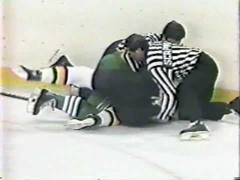 Jay Miller vs Torrie Robertson Round 1 & 2 - YouTube