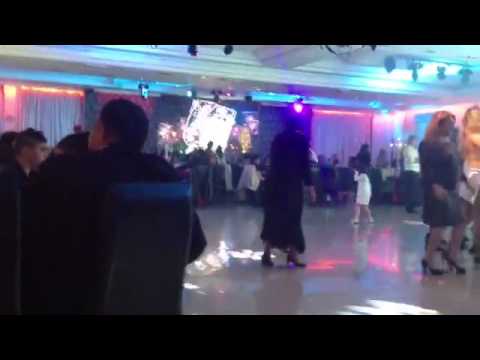 Menim balam keyf eylayir