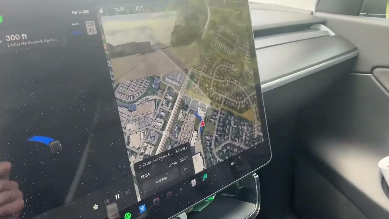 Tesla FSD Supervised 12.3.6 discovers a new route for me! Then parks ...