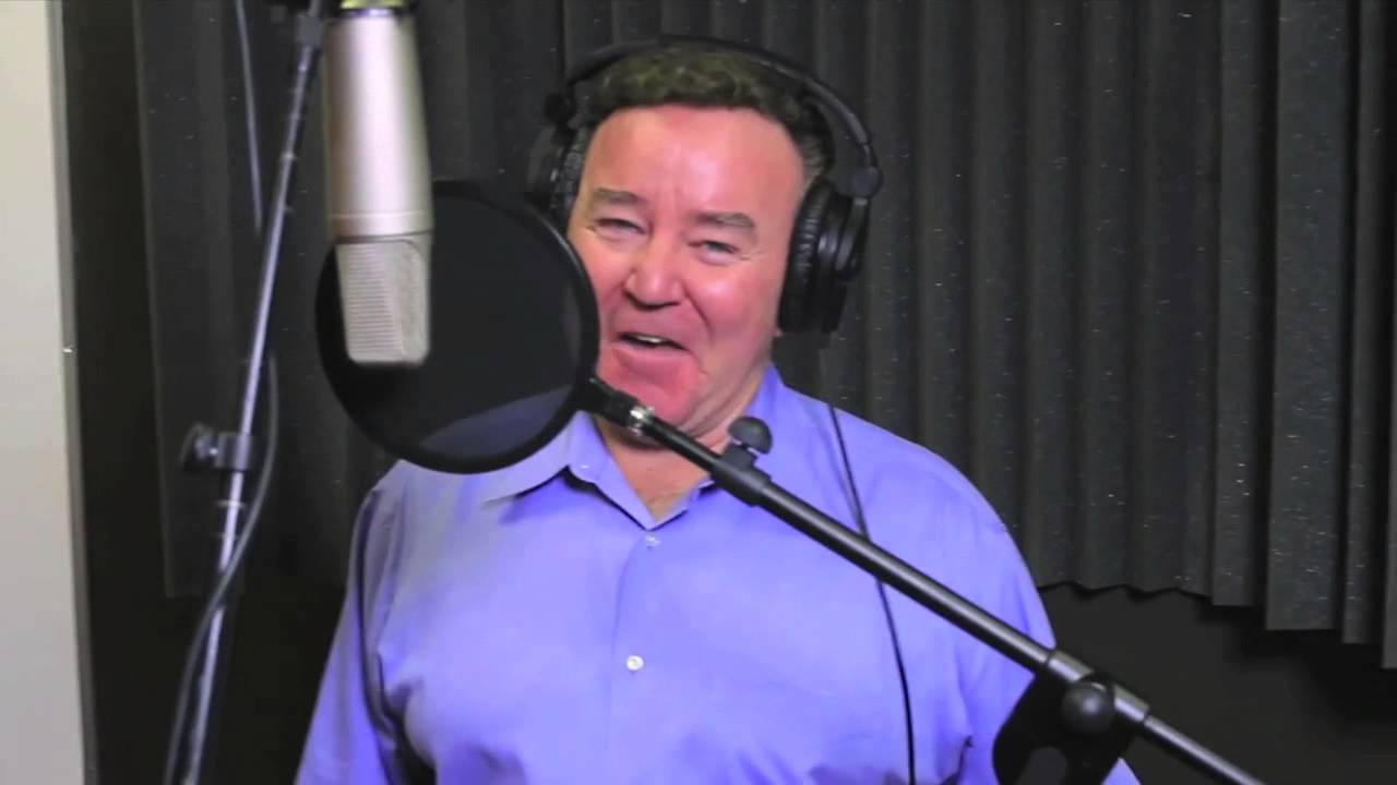 Sound of Music Sing-Along featuring Daniel Truhitte - YouTube