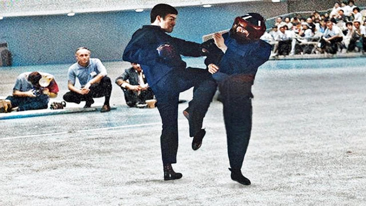 Bruce Lee's Only Real Fight Ever Filmed! (NEW AMAZING FOOTAGE) - YouTube