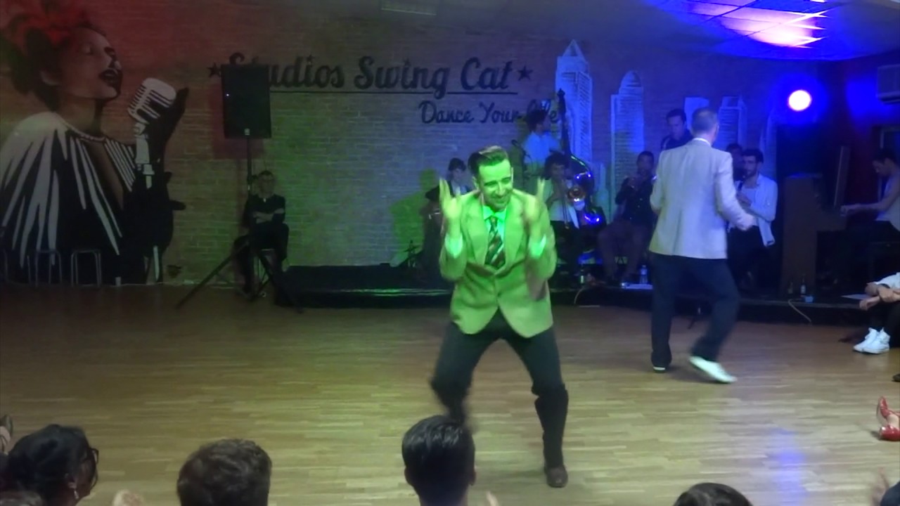 Robin & Gilbert Duo - Montpellier Lindy Hop Weekend 2016 - YouTube