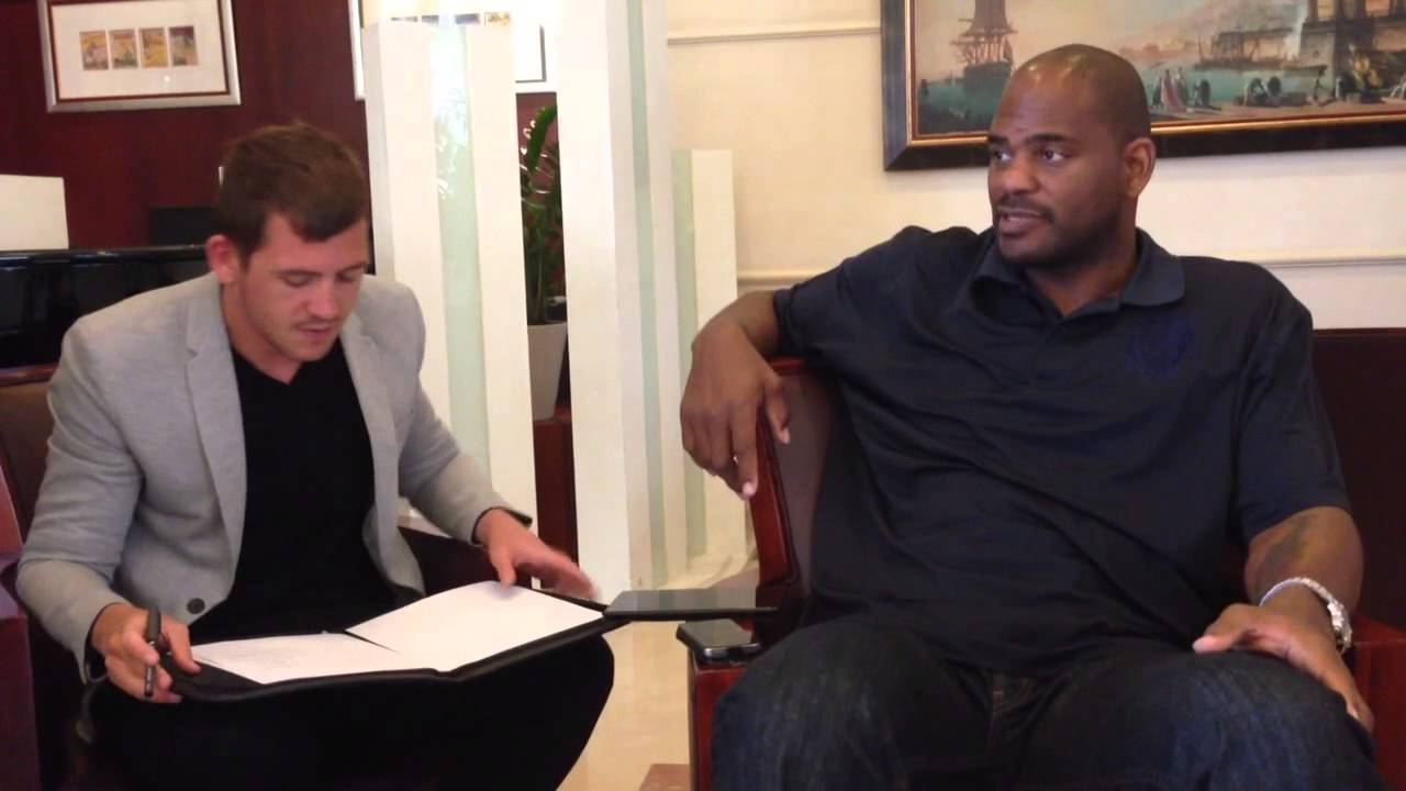 Tony "The Tiger" Thompson Paris Interview - YouTube