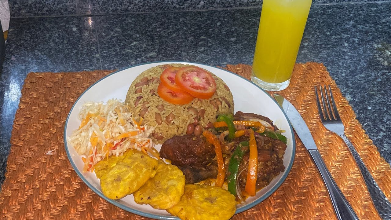 Diri kole ak pwa vèt epi poul fri lage nan sòs +jus annas 😋 - YouTube