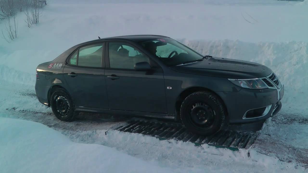 e-AAM eAWD on Rollers - YouTube