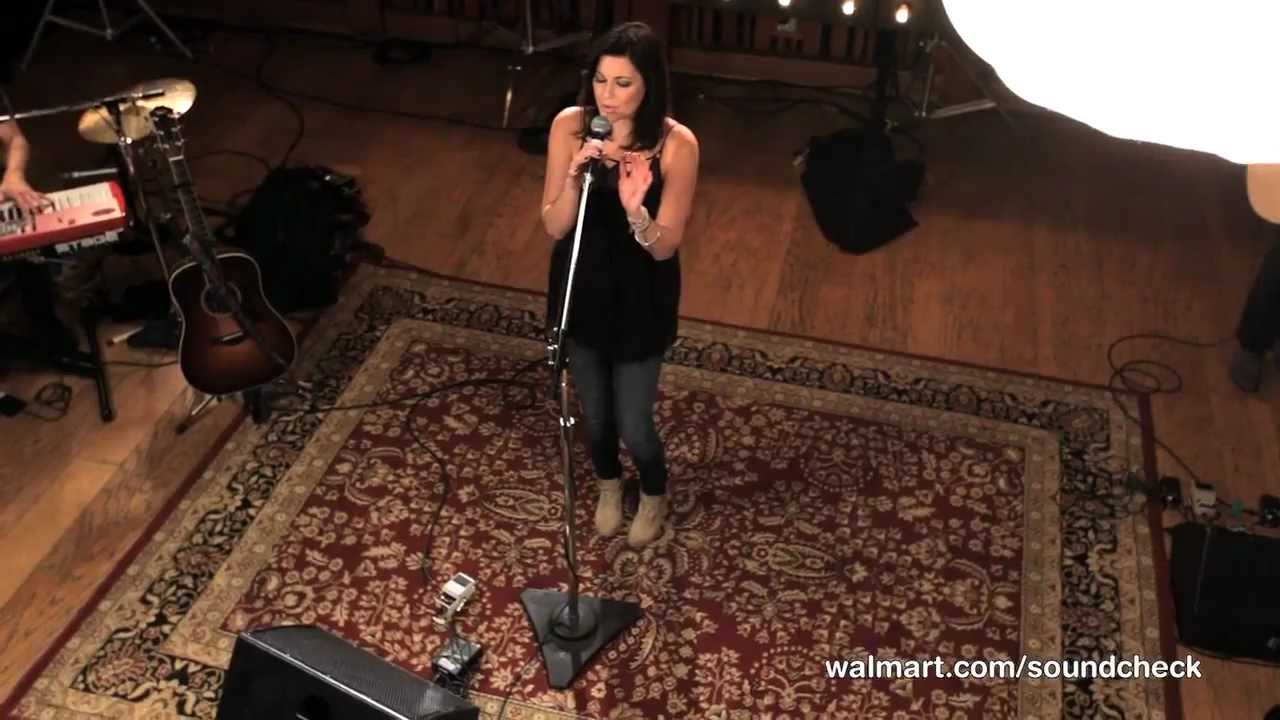 Tristan Prettyman Performs Songs From New Album 'Cedar+Gold' on Walmart ...