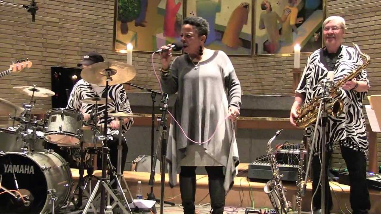 Proud Mary / Lillian Boutté & Zebrass - YouTube