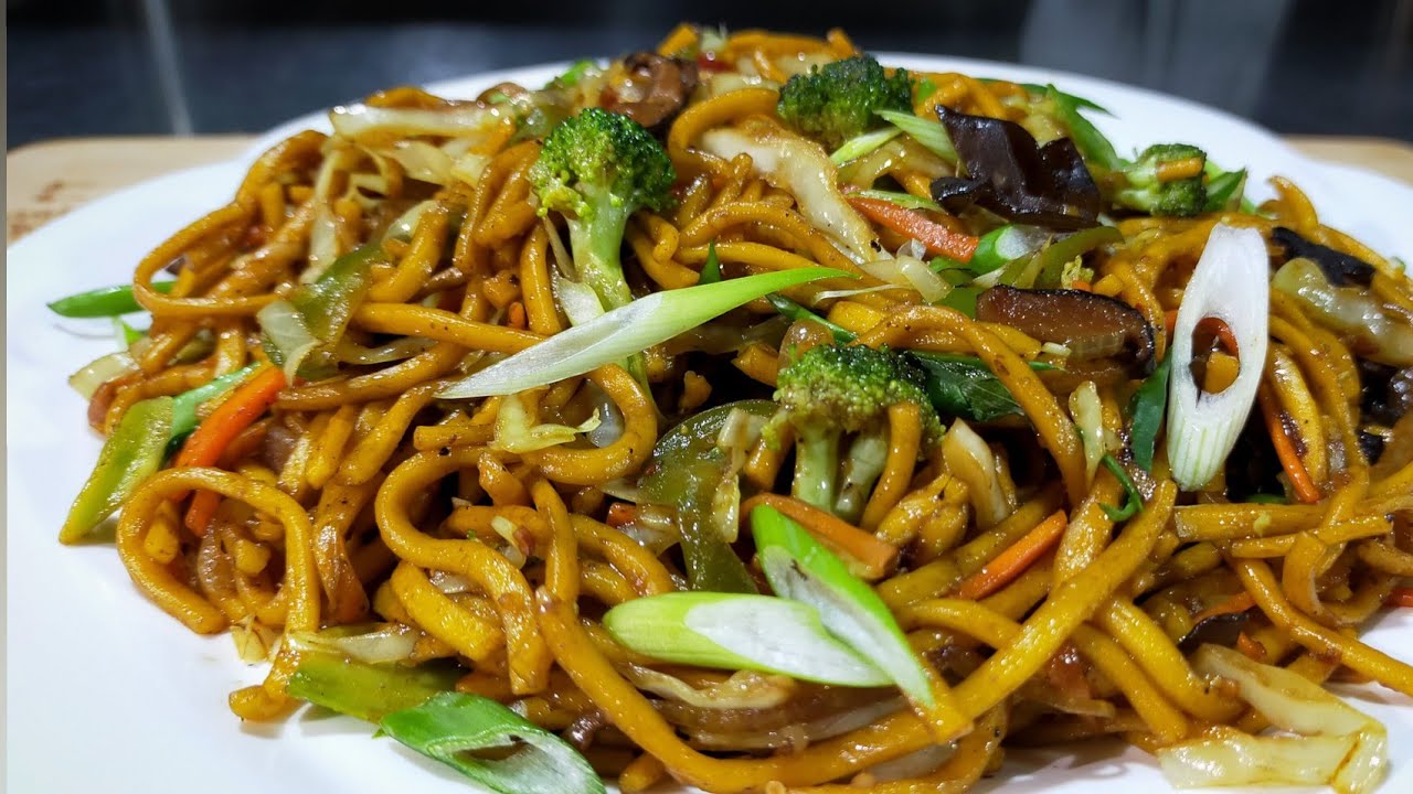 Vegetable chowmein recipe || chowmein recipe || restaurant style ...