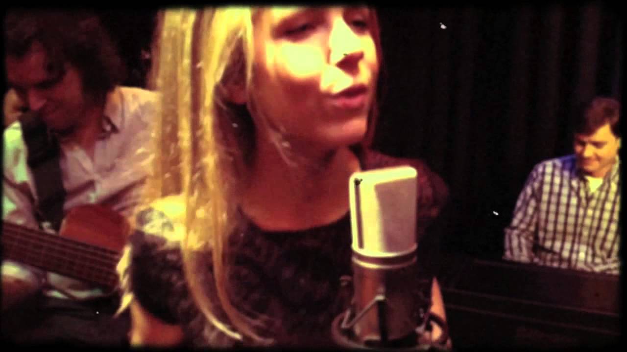 INGEBORG HELDER - Rain Song - Light Works #2 - YouTube