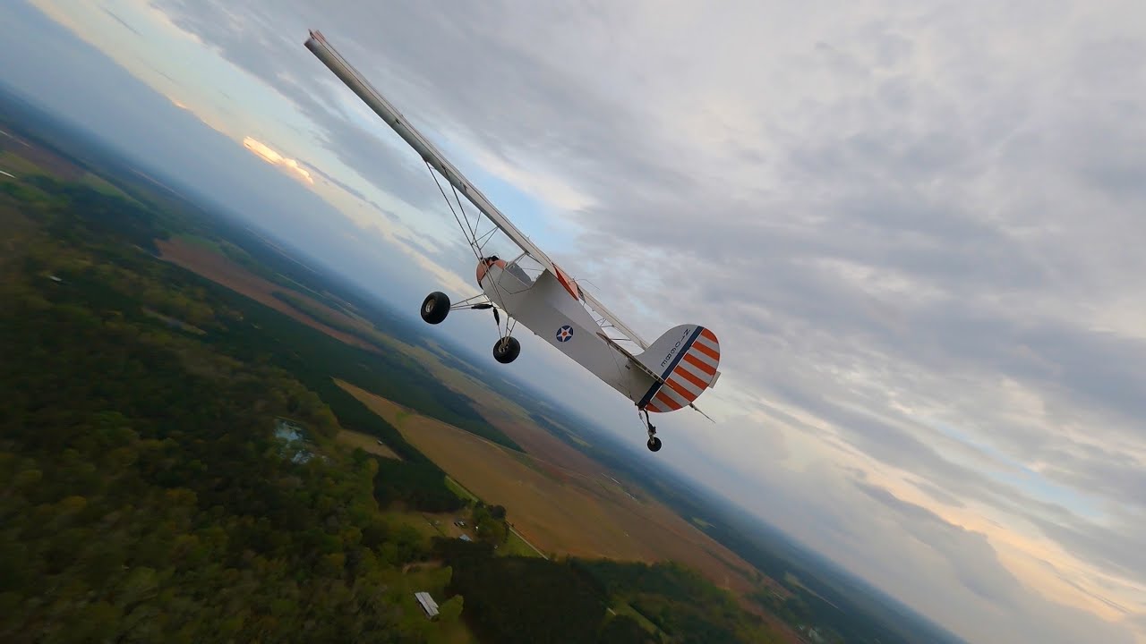 Hodges Field Arrivals/Departures - YouTube