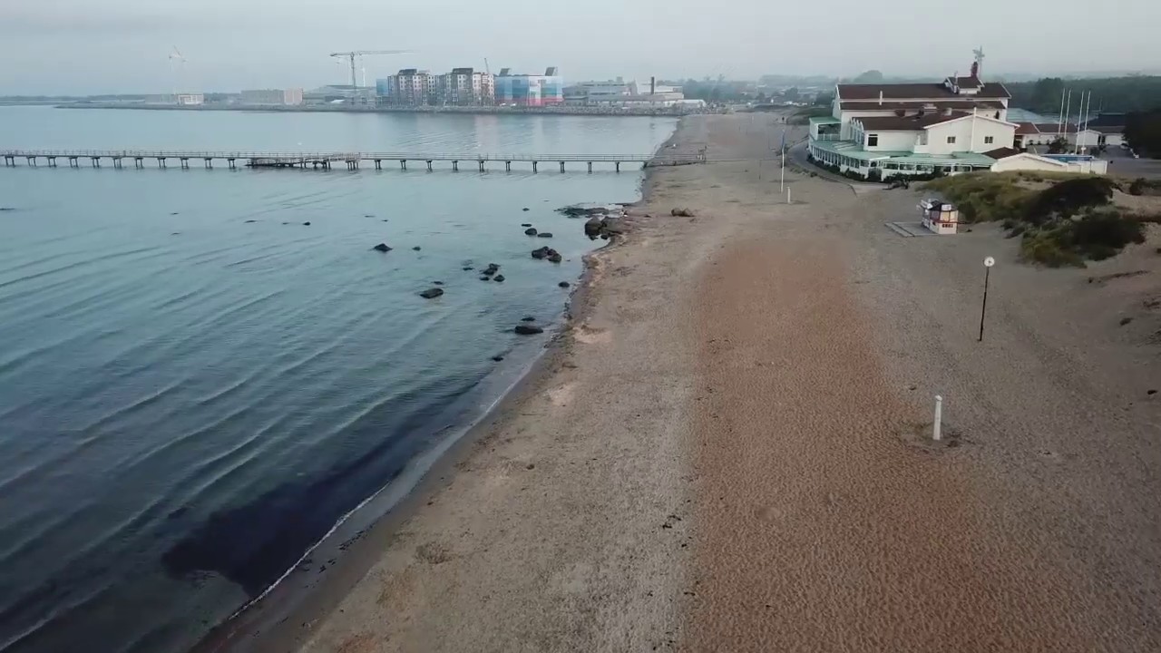DJI Mavic PRO över Skrea Strand Falkenberg - YouTube