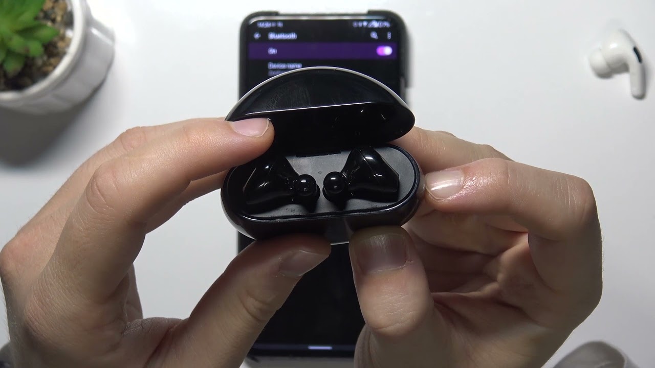 How to Activate Pairing Mode Manually in Huawei FreeBuds 3? - YouTube