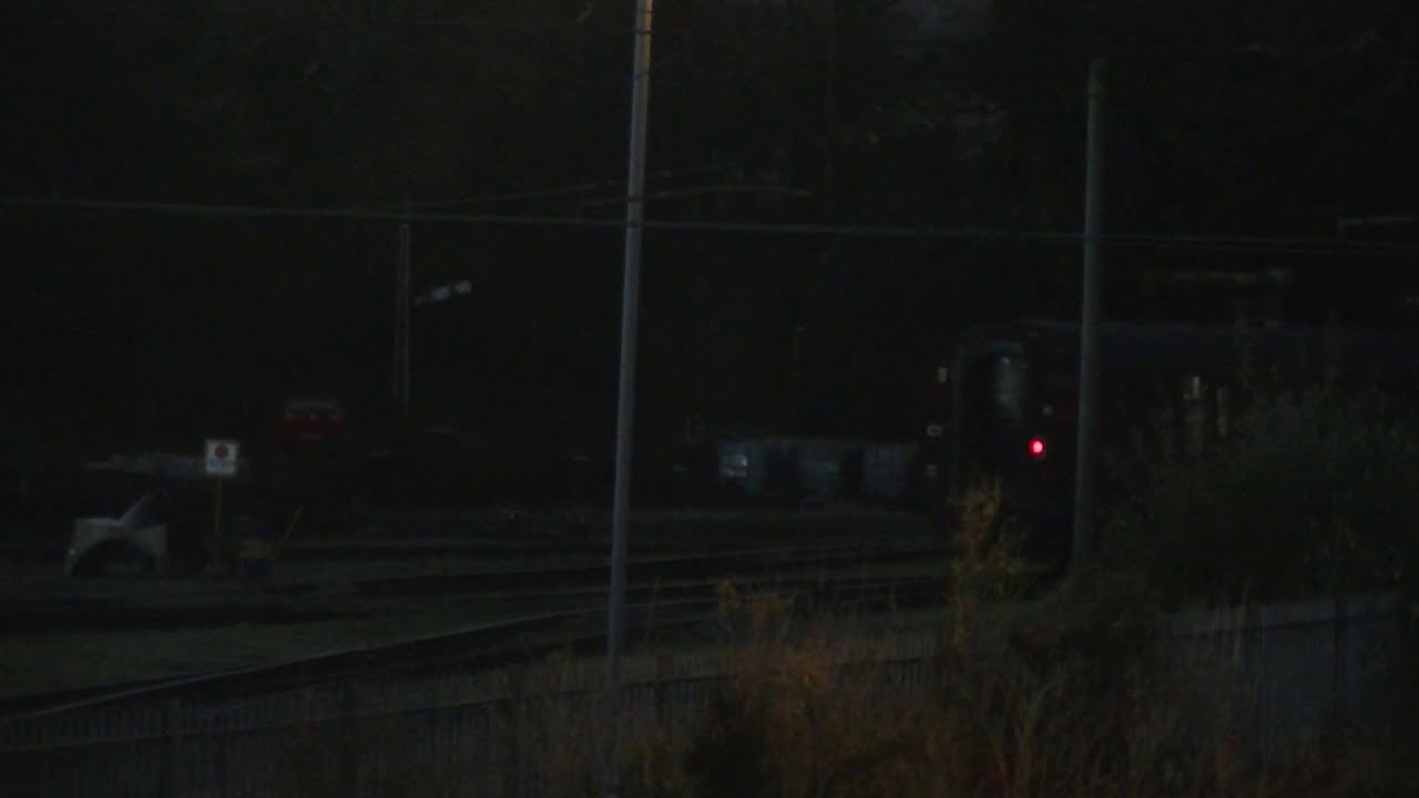 WCR Steam Loco Positioning Move LMS Jubilee 45562 Alberta 5Z88 ...