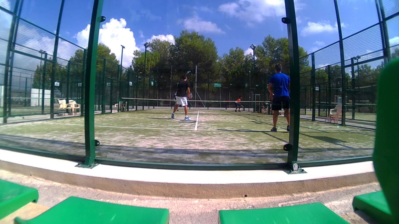 Padel Benissa buenos puntitos al final de la partida - YouTube