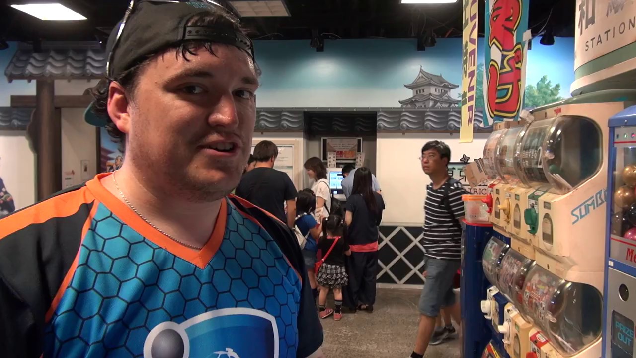 2018 Japan Trip - Big Prize Vending Machines (Only 2 tries on it this ...