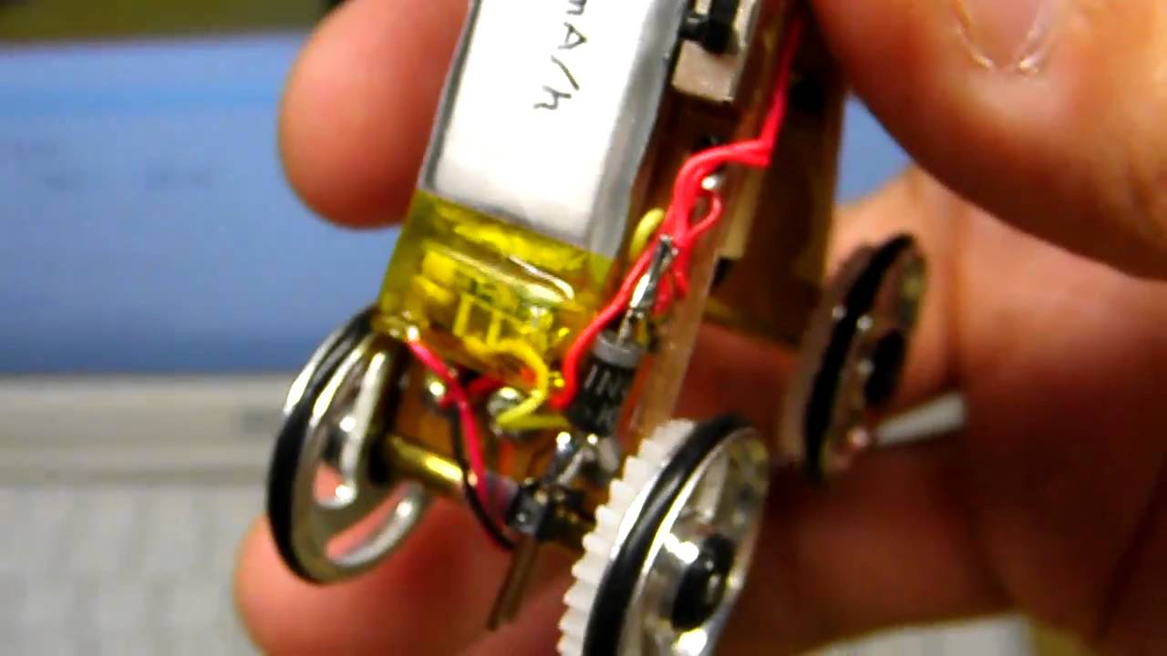 Tiny measuring worm bot - YouTube