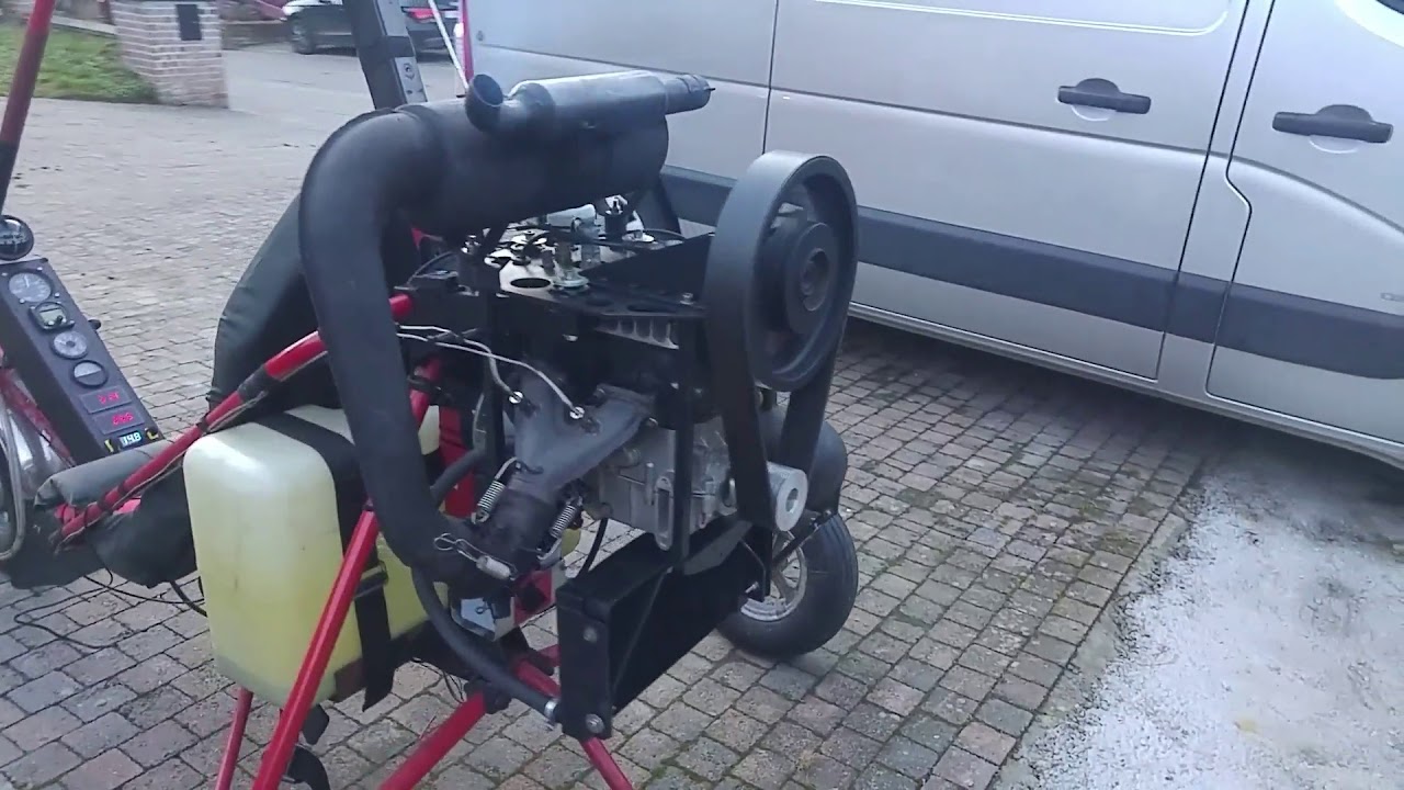 Remontage moteur Rotax 462 sur cellule - YouTube