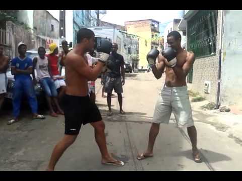 Briga - UFC NA FAVELA - YouTube