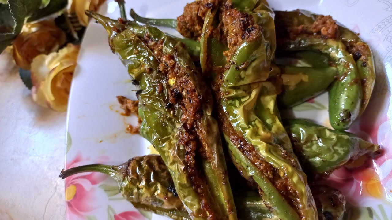 Green chilli fry recipe | Masaledar fry hari mirch | Mirchi fry recipe ...