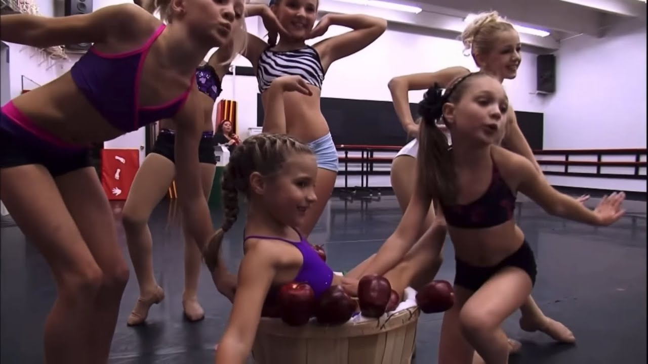 Dance Moms Group Dance Rehearsal for Bad Apples - YouTube