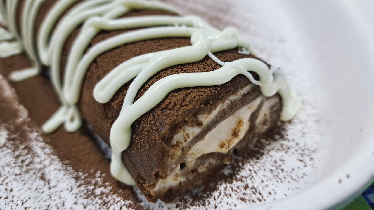 Chocolate roulette/ No oven/ No flour! - YouTube