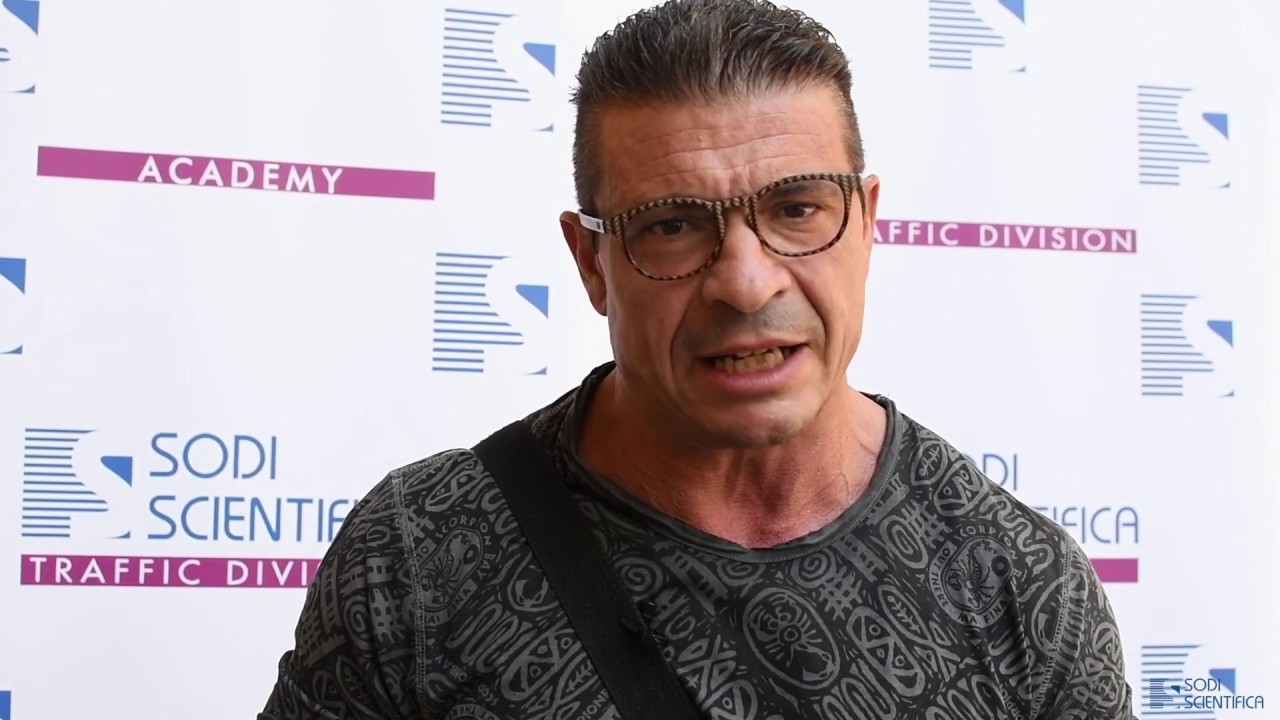 La parola ai nostri clienti: Intervista al Comandante Roberto Molla ...