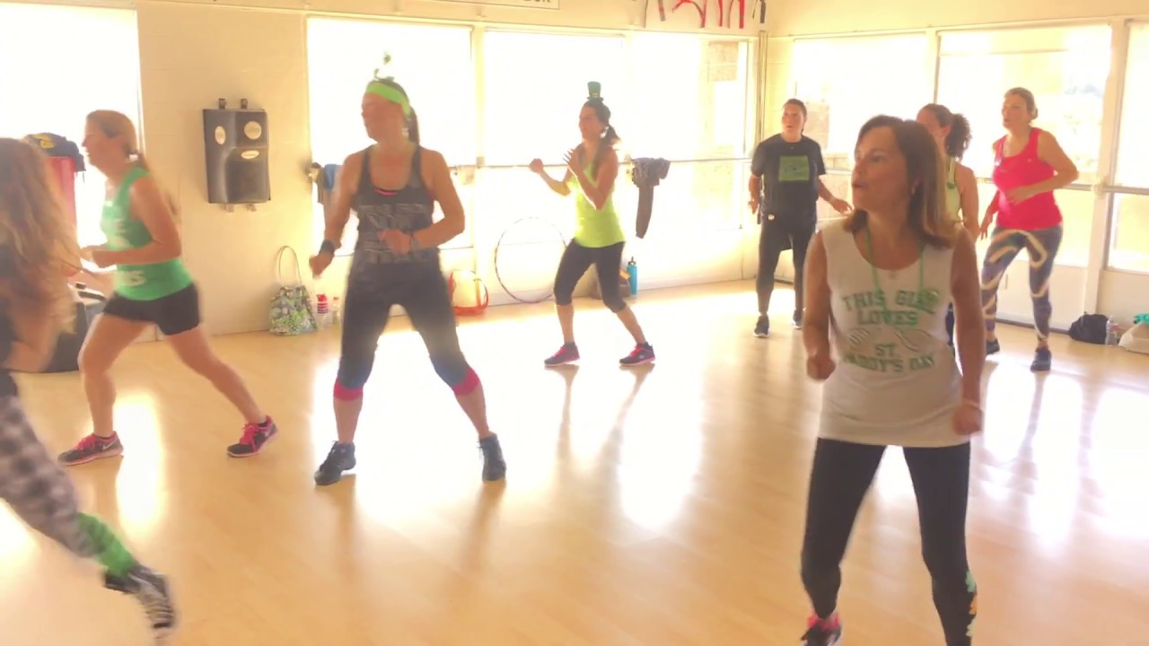 into the groove / susan macleod / zumba / DANZEwith SUE! - YouTube