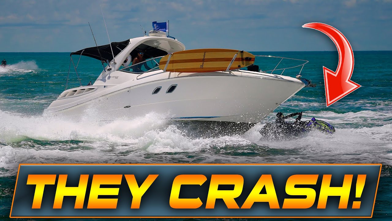 BOAT CRASHES INTO JET SKI AT HAULOVER INLET !! EPIC RAGE! | WAVY BOATS ...