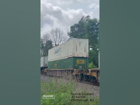 Norfolk Southern AC44C6M Locomotive - Short - YouTube