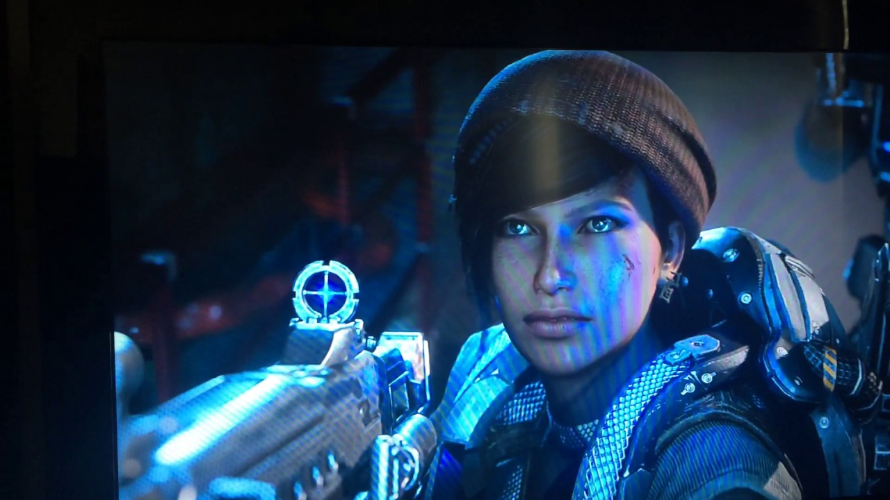 Primera aparición de un scion (locust original en Gears 4) - YouTube
