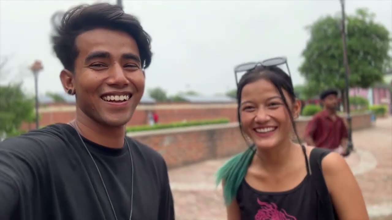Barish ke maze ⛈️🥹| fun with best friend 😂 | delhi hatt nsp | chocko ...