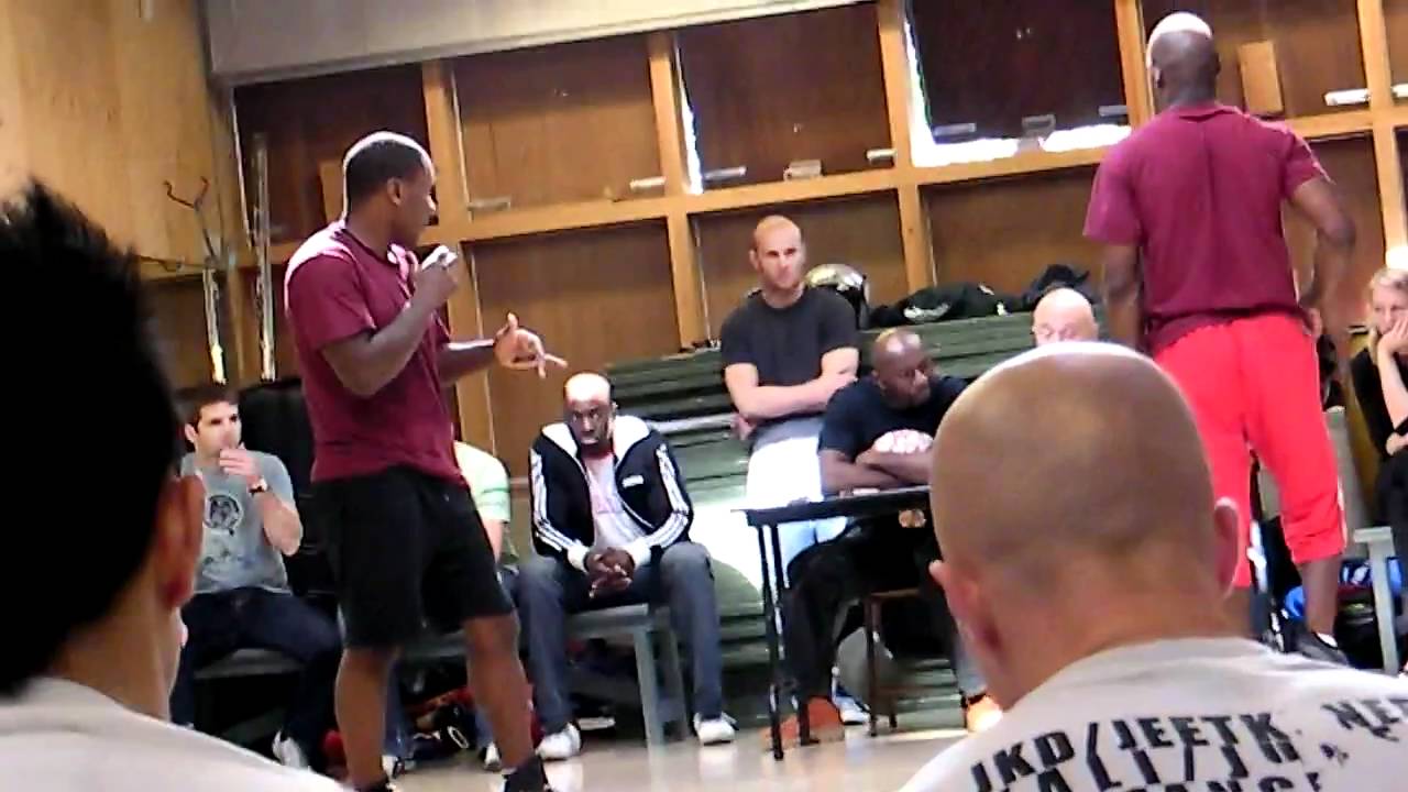 Bob Breen JKD Black Belt Grading (September 2007). - YouTube