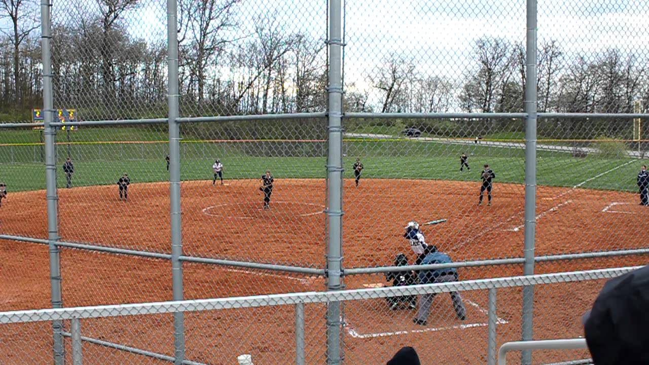 Kaylee Harmon slapping- Saline Varsity 2012 - YouTube