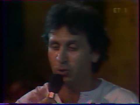ΓΙΩΡΓΟΣ ΝΤΑΛΑΡΑΣ (DALARAS) : Η ΜΑΡΓΑΡΙΤΑ Η ΜΑΡΓΑΡΩ (Live) - YouTube