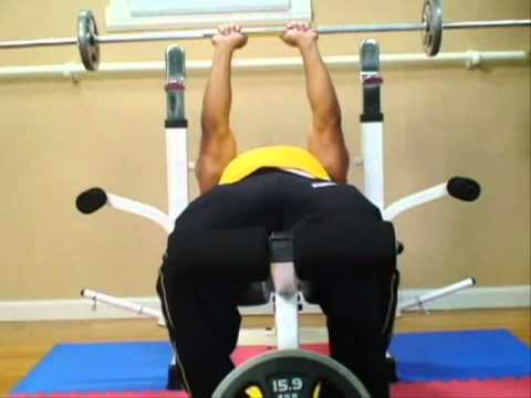 Exercitii Triceps - Impins haltera din orizontal cu priza ingusta - YouTube