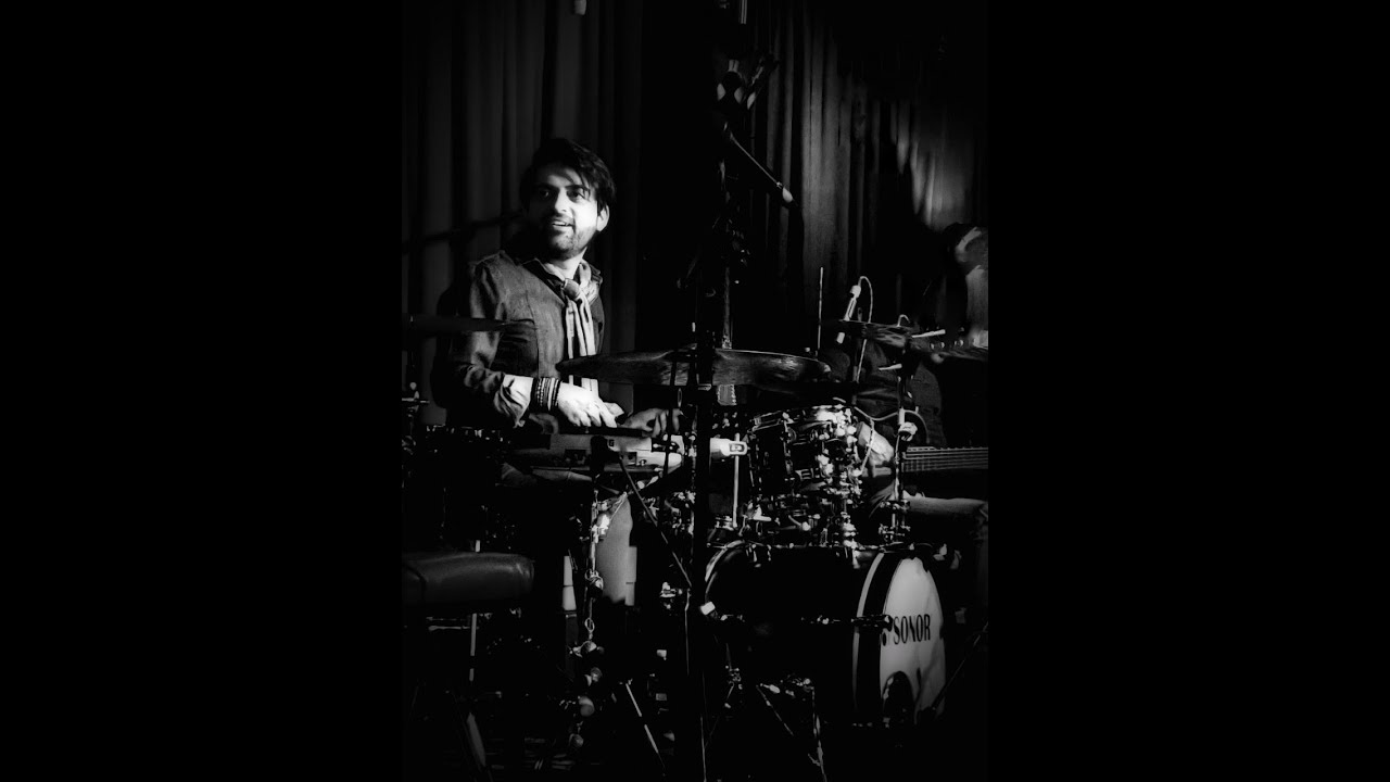 Refugee Week Ambassador Stories 2020 - Gypsy Boy - Evan Yako - YouTube