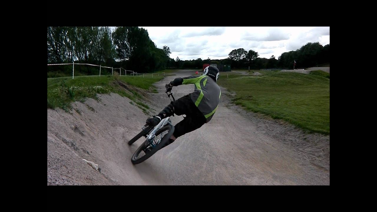 Brad and David at a windy Coppull BMX track 14 07 12 - YouTube